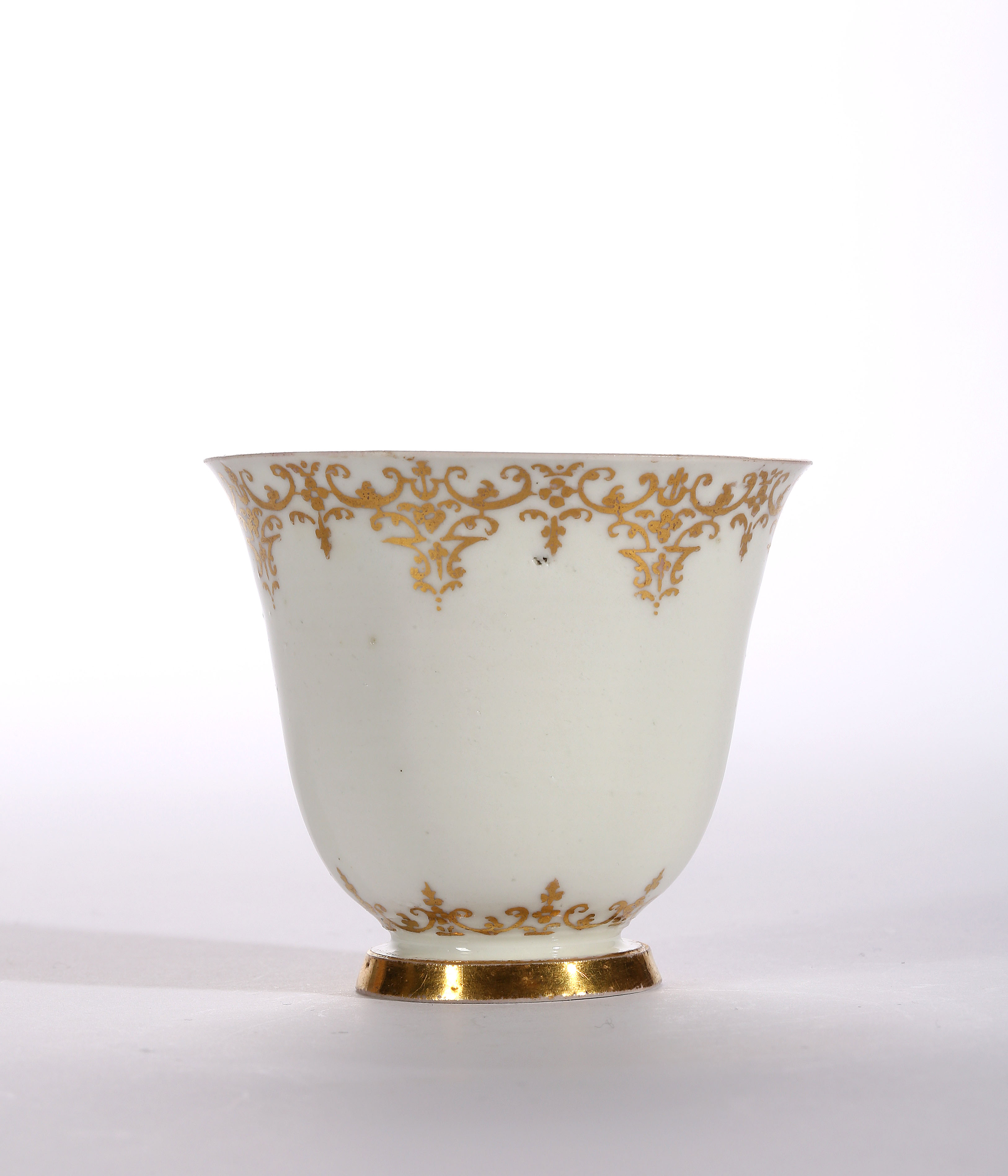 AN EARLY MEISSEN BOTTGER PORCELAIN BEAKER | Rare Ceramics
