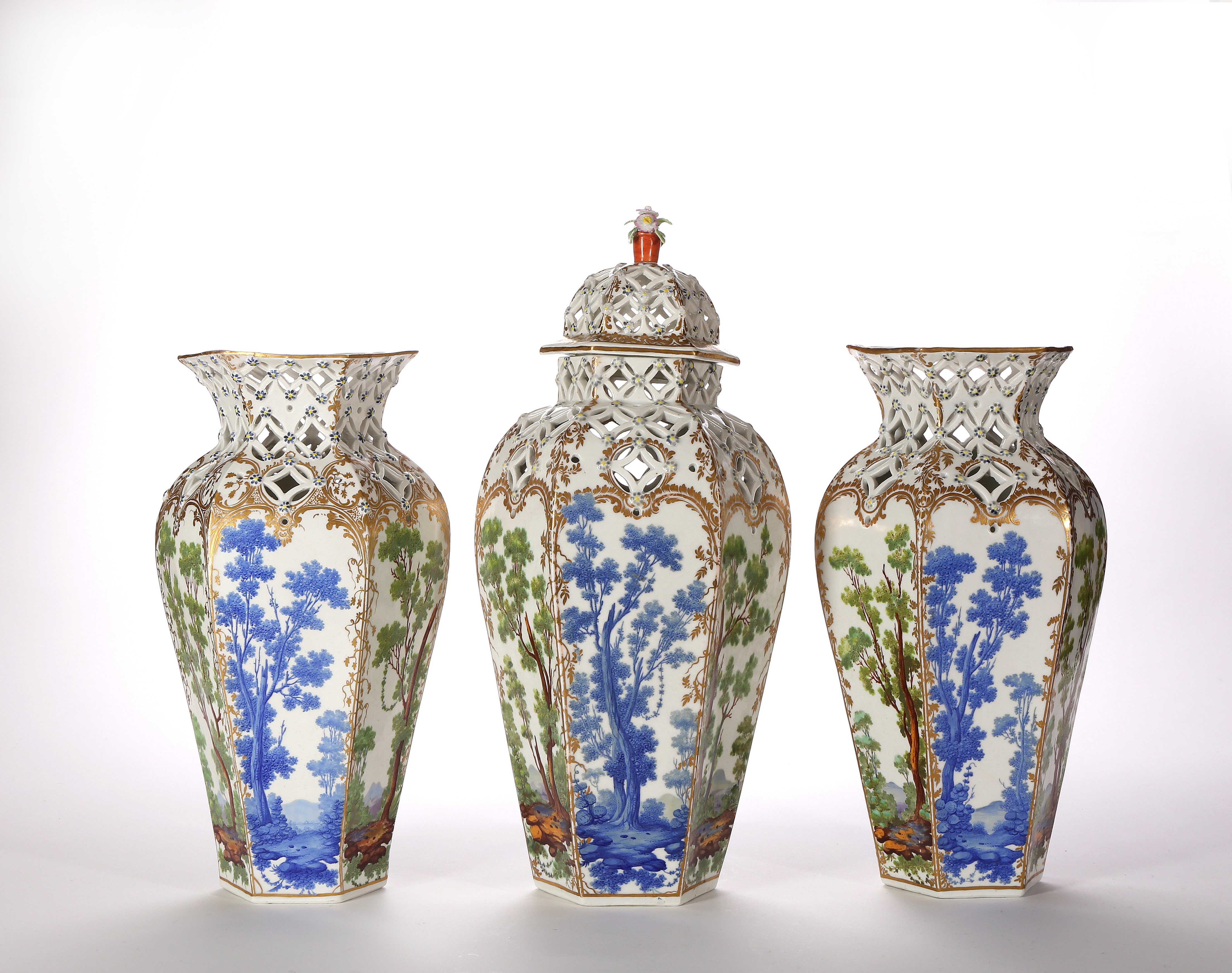 A GARNITURE OF THREE BRISTOL HARD-PASTE VASES | Rare Ceramics